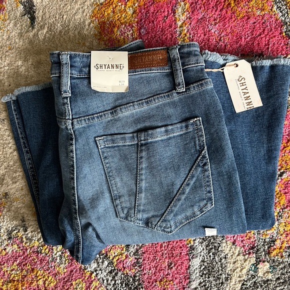 Shyanne | Jeans | Shyanne Mid Rise Flare Jeans | Poshmark